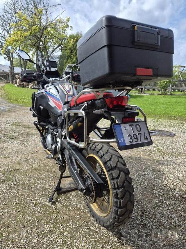 BMW F 850GS 2019 Kuldīga, ar dzinēja tilpumu 0.85 L un nobraukumu 0 tūkst. km par 8400 €, foto 4 vietnē AUTOMOTO.COM.LV