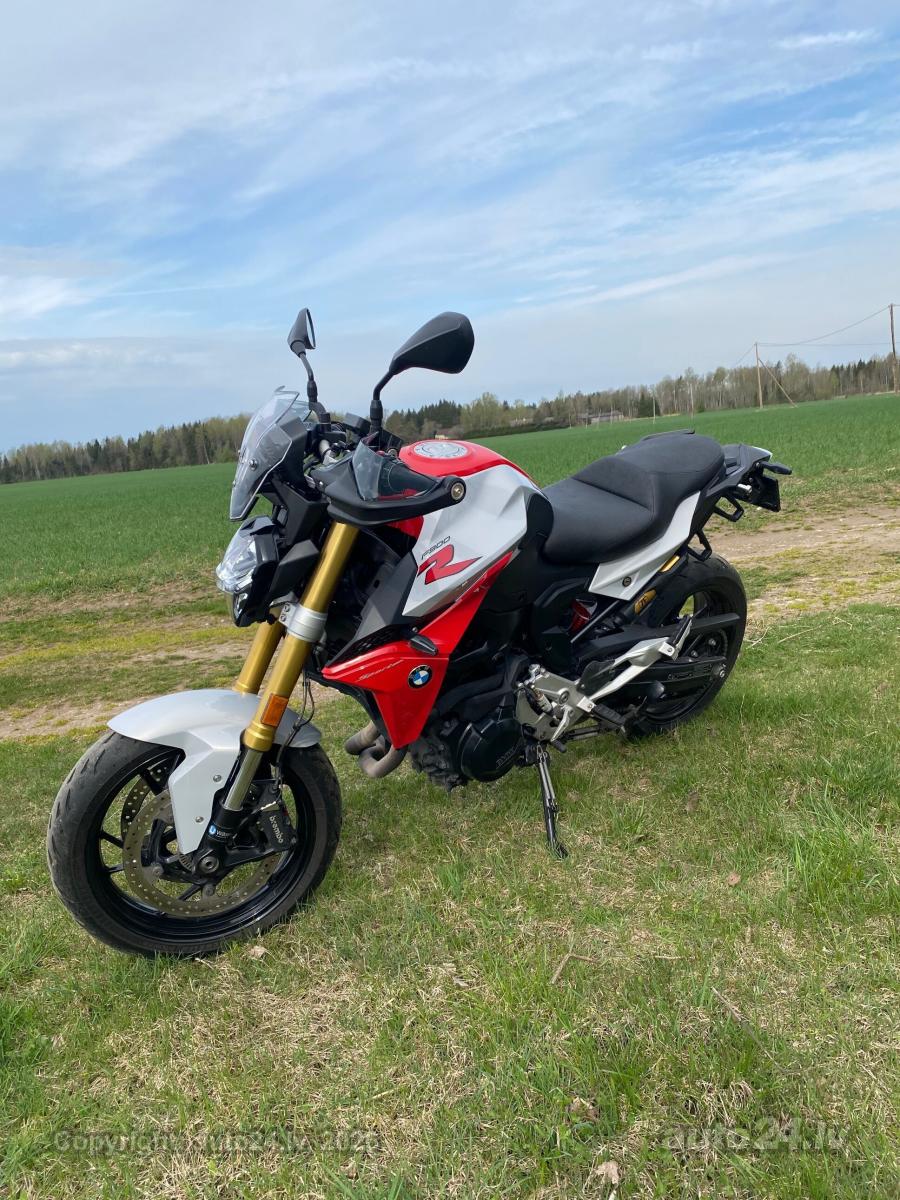 Black BMW F 900R 2021 in Tallinn, with an engine capacity of 0.90 L and mileage of 70 thousand km for 5900 €, photo 3 on AUTOMOTO.COM.LV