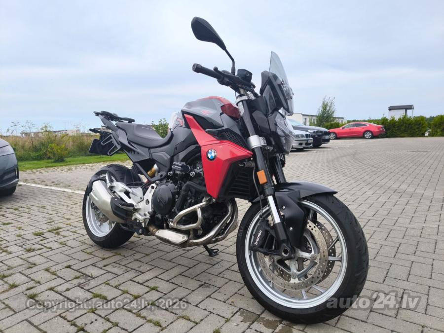 Black BMW F 900R 2021 in Tallinn, with an engine capacity of 0.90 L and mileage of 49 thousand km for 6500 €, photo 1 on AUTOMOTO.COM.LV