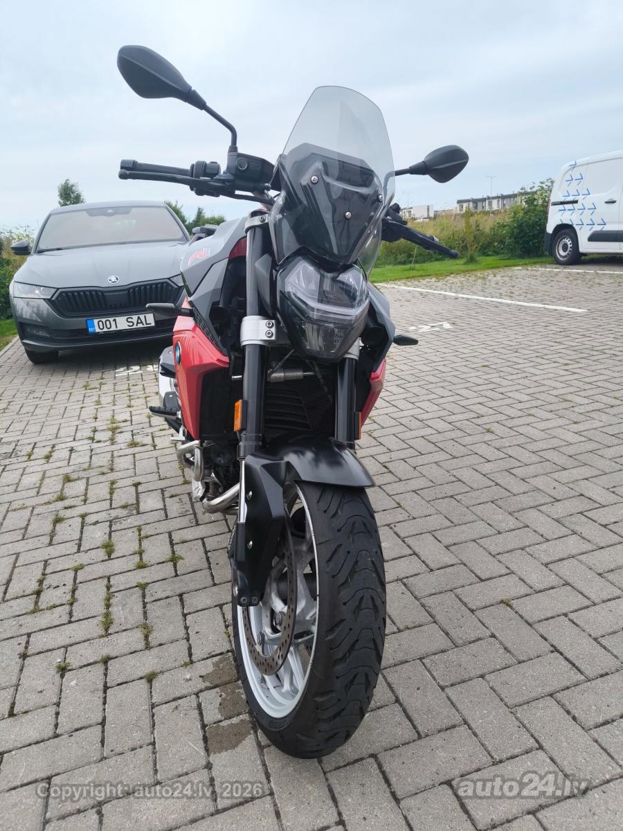 Black BMW F 900R 2021 in Tallinn, with an engine capacity of 0.90 L and mileage of 49 thousand km for 6500 €, photo 7 on AUTOMOTO.COM.LV