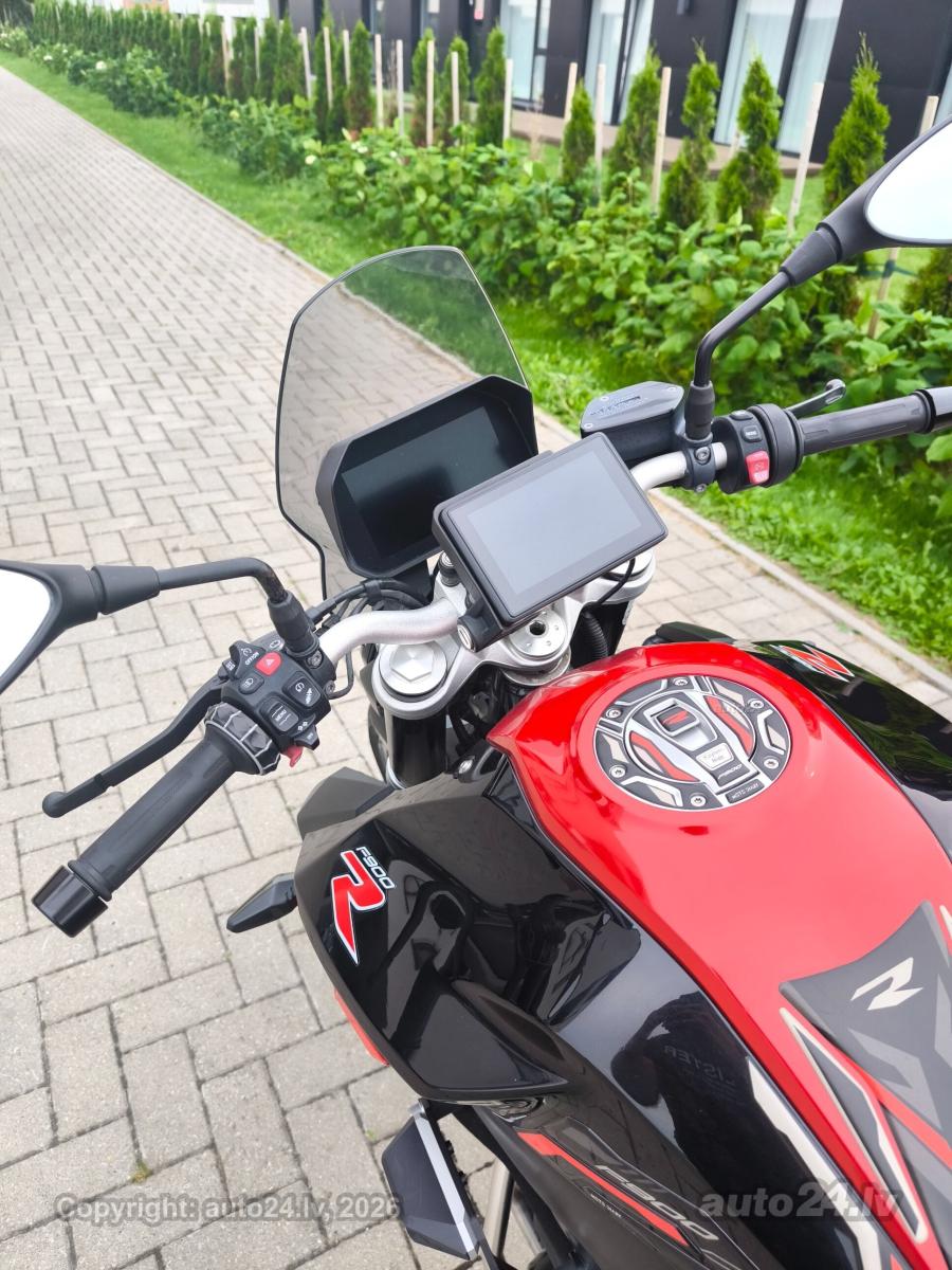 Black BMW F 900R 2021 in Tallinn, with an engine capacity of 0.90 L and mileage of 49 thousand km for 6500 €, photo 8 on AUTOMOTO.COM.LV