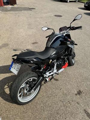 Черный БМВ F 900R 2021 в Алитус, объемом двигателя 0.90 л и пробегом 19 тыс. км за 6900 €, фото 6 на AUTOMOTO.COM.LV