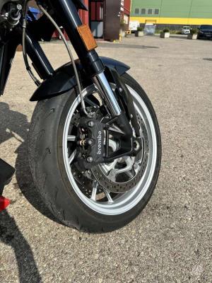 Черный БМВ F 900R 2021 в Алитус, объемом двигателя 0.90 л и пробегом 19 тыс. км за 6900 €, фото 11 на AUTOMOTO.COM.LV