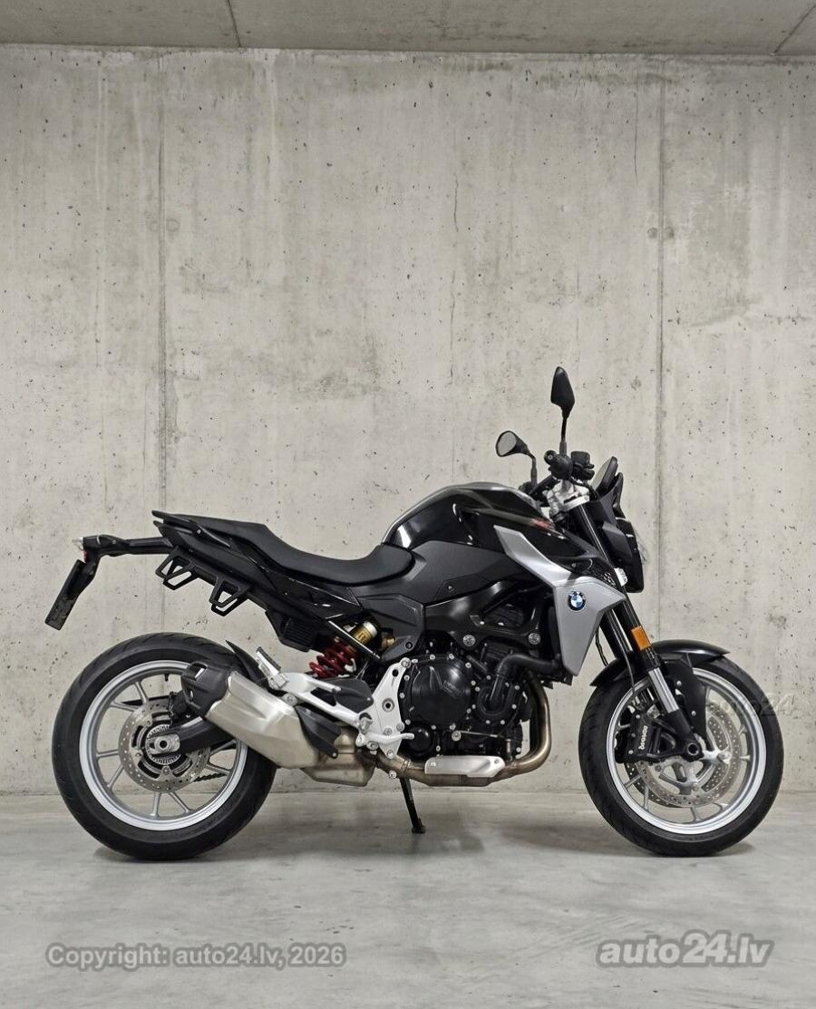 Black BMW F 900R 2022 in Tallinn, with an engine capacity of 0.90 L and mileage of 1 thousand km for 9100 €, photo 1 on AUTOMOTO.COM.LV