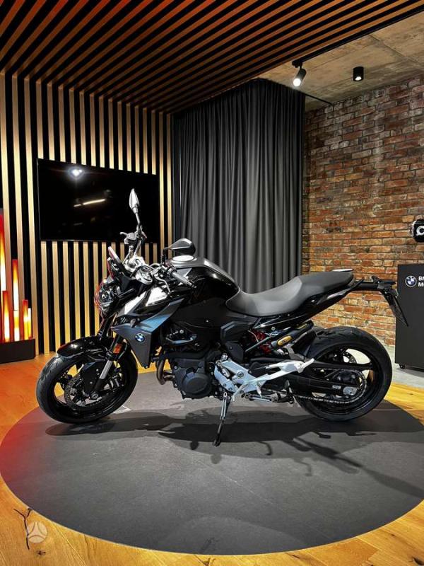 Черный БМВ F 900R 2026 в Каунас, объемом двигателя 0.90 л и пробегом 6 тыс. км за 10800 €, фото 2 на AUTOMOTO.COM.LV