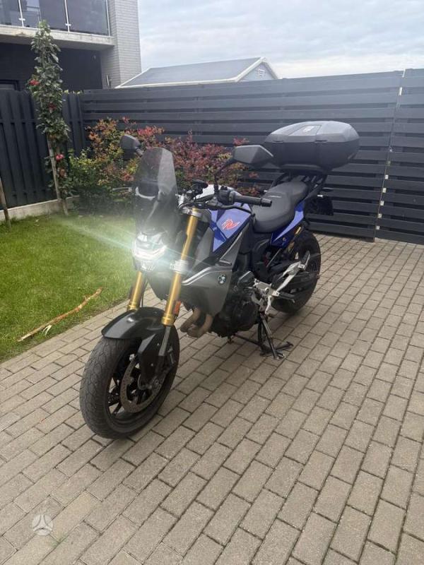 Blue BMW F 900R 2021 in Kaunas, with an engine capacity of 0.90 L and mileage of 31 thousand km for 6500 €, photo 10 on AUTOMOTO.COM.LV