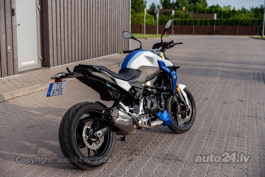 Zils BMW F 900R 2023 Rīga, ar dzinēja tilpumu 0.90 L un nobraukumu 11 tūkst. km par 6900 €, foto 4 vietnē AUTOMOTO.COM.LV