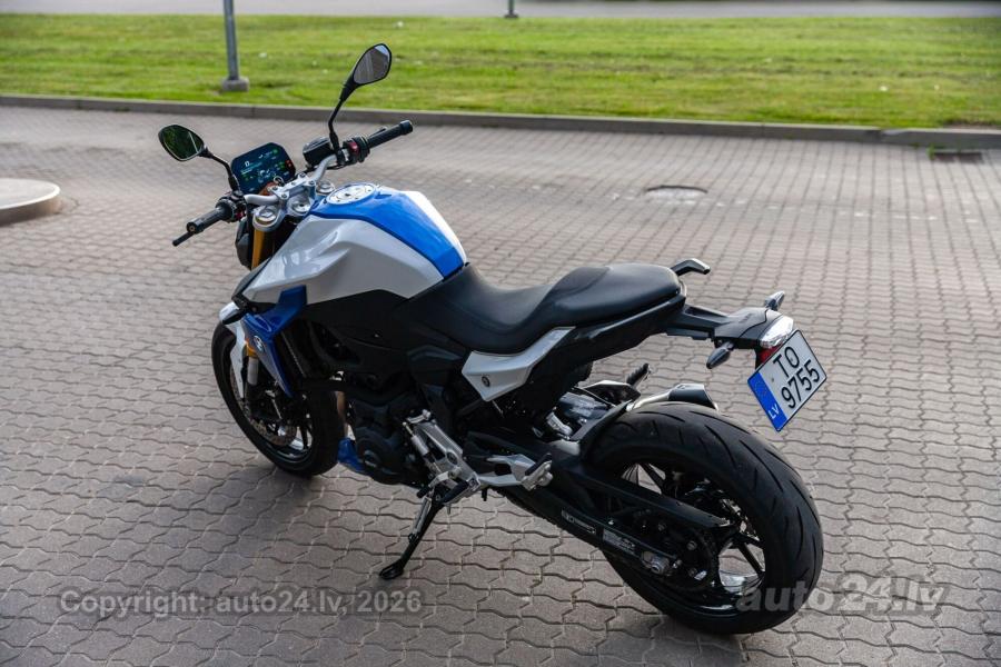 Zils BMW F 900R 2023 Rīga, ar dzinēja tilpumu 0.90 L un nobraukumu 11 tūkst. km par 6900 €, foto 5 vietnē AUTOMOTO.COM.LV