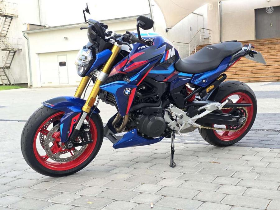 Zils BMW F 900R 2024 Ukmergė, ar dzinēja tilpumu 0.90 L un nobraukumu 2 tūkst. km par 8100 €, foto 5 vietnē AUTOMOTO.COM.LV