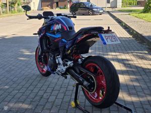 Синий БМВ F 900R 2025 в Укмерге, объемом двигателя 0.90 л и пробегом 2 тыс. км за 9200 €, фото 7 на AUTOMOTO.COM.LV