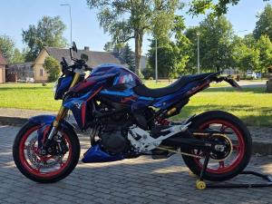Синий БМВ F 900R 2025 в Укмерге, объемом двигателя 0.90 л и пробегом 2 тыс. км за 9200 €, фото 9 на AUTOMOTO.COM.LV