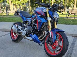 Синий БМВ F 900R 2025 в Укмерге, объемом двигателя 0.90 л и пробегом 2 тыс. км за 8500 €, фото  на AUTOMOTO.COM.LV