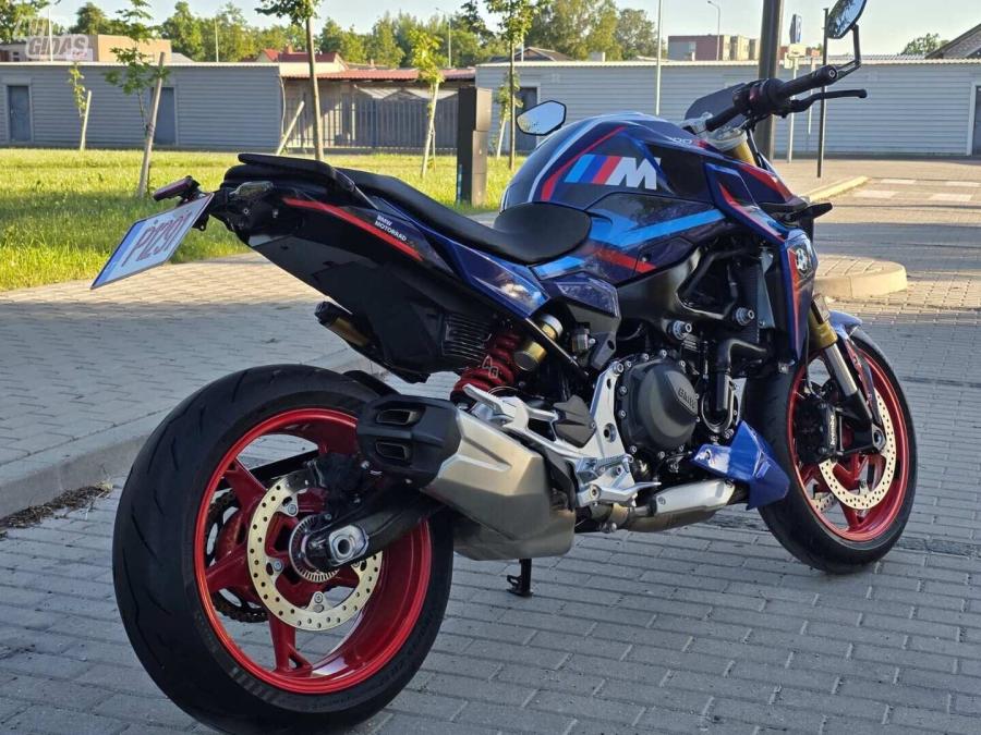 Blue BMW F 900R 2025 in Ukmerge, with an engine capacity of 0.90 L and mileage of 2 thousand km for 8500 €, photo 8 on AUTOMOTO.COM.LV