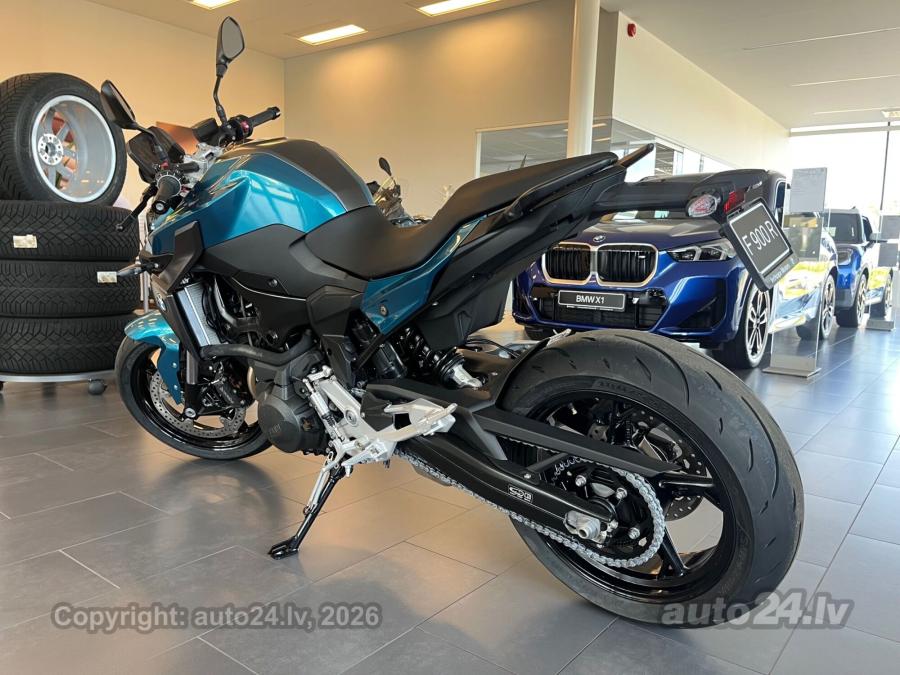 Blue BMW F 900R 2026 in Tartu, with an engine capacity of 0.90 L and mileage of 0 thousand km for 9900 €, photo 5 on AUTOMOTO.COM.LV