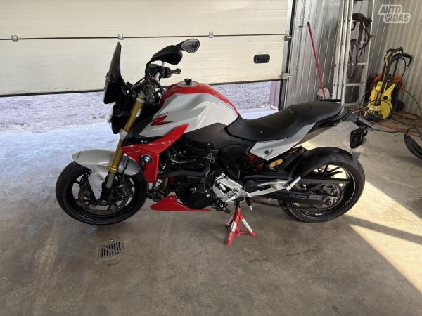 BMW F 900R 2020 in Kelme, with an engine capacity of 0.90 L and mileage of 9 thousand km for 2830 €, photo 5 on AUTOMOTO.COM.LV