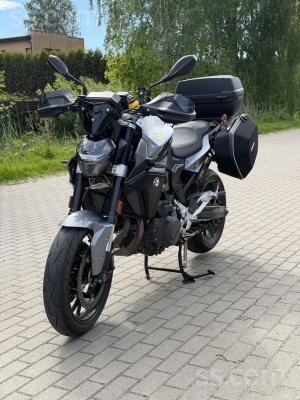 BMW F 900R 2022 in Riga, with an engine capacity of 0.90 L and mileage of 0 thousand km for 8950 €, photo 3 on AUTOMOTO.COM.LV