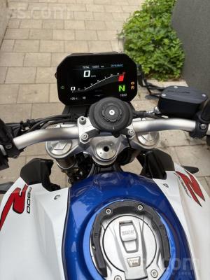 BMW F 900R 2023 in Riga, with an engine capacity of 0.90 L and mileage of 0 thousand km for 7000 €, photo 5 on AUTOMOTO.COM.LV