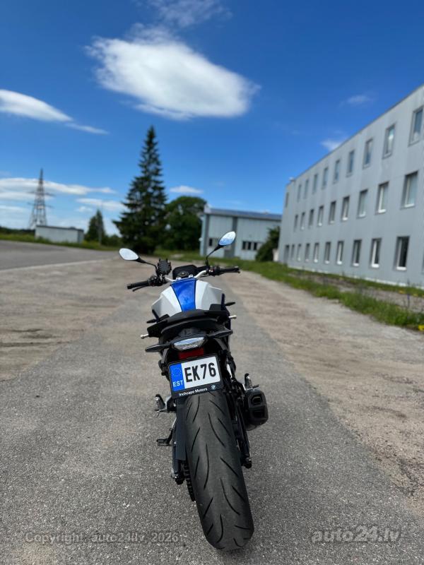 BMW F 900R 2023 Tapa, ar dzinēja tilpumu 0.90 L un nobraukumu 5 tūkst. km par 8100 €, foto 3 vietnē AUTOMOTO.COM.LV