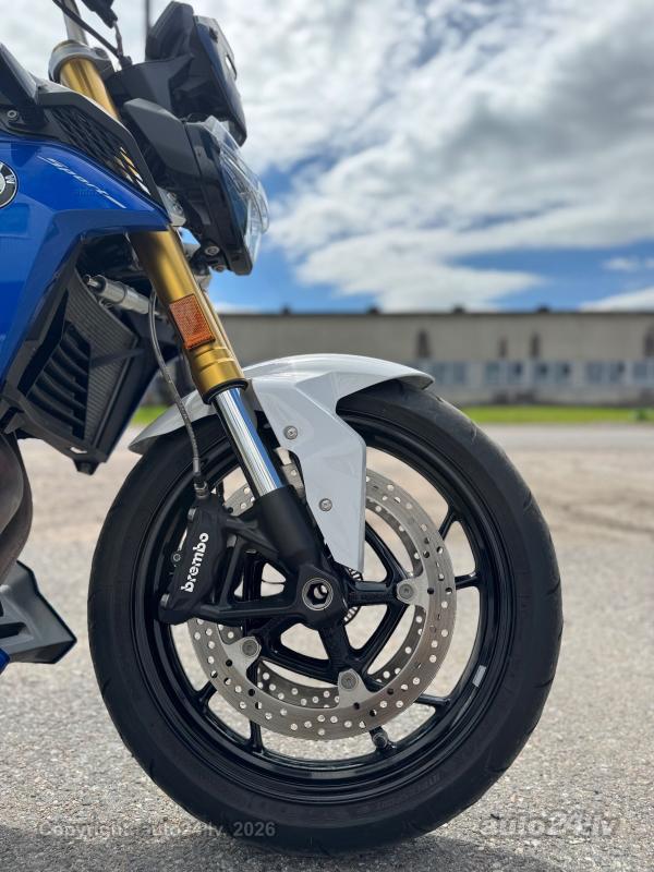 BMW F 900R 2023 Tapa, ar dzinēja tilpumu 0.90 L un nobraukumu 5 tūkst. km par 8100 €, foto 5 vietnē AUTOMOTO.COM.LV