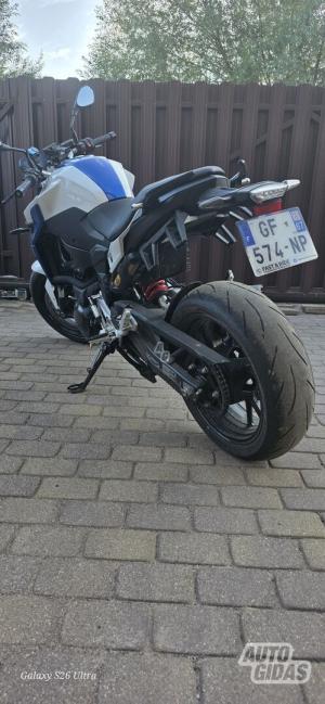 BMW F 900R 2023 in Panevezys, with an engine capacity of 0.00 L and mileage of 0 thousand km for 7600 €, photo 4 on AUTOMOTO.COM.LV