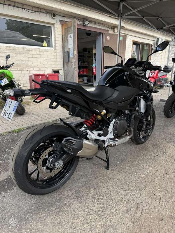 BMW F 900R 2024 in Kaunas, with an engine capacity of 0.90 L and mileage of 16 thousand km for 4700 €, photo 3 on AUTOMOTO.COM.LV