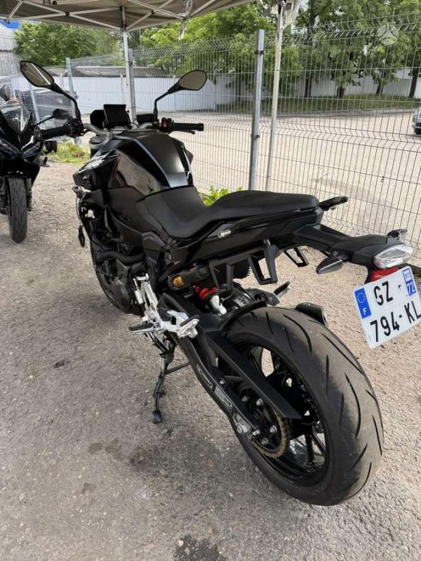 BMW F 900R 2024 in Kaunas, with an engine capacity of 0.90 L and mileage of 16 thousand km for 4700 €, photo 4 on AUTOMOTO.COM.LV