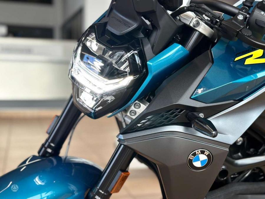 BMW F 900R 2025 in Klaipeda, with an engine capacity of 0.90 L and mileage of 2 thousand km for 11600 €, photo 14 on AUTOMOTO.COM.LV