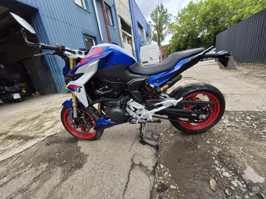 BMW F 900R 2025 Viļņa, ar dzinēja tilpumu 0.90 L un nobraukumu 2 tūkst. km par 4750 €, foto 3 vietnē AUTOMOTO.COM.LV
