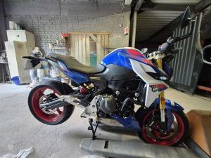 BMW F 900R 2025 Viļņa, ar dzinēja tilpumu 0.90 L un nobraukumu 2 tūkst. km par 4750 €, foto 10 vietnē AUTOMOTO.COM.LV