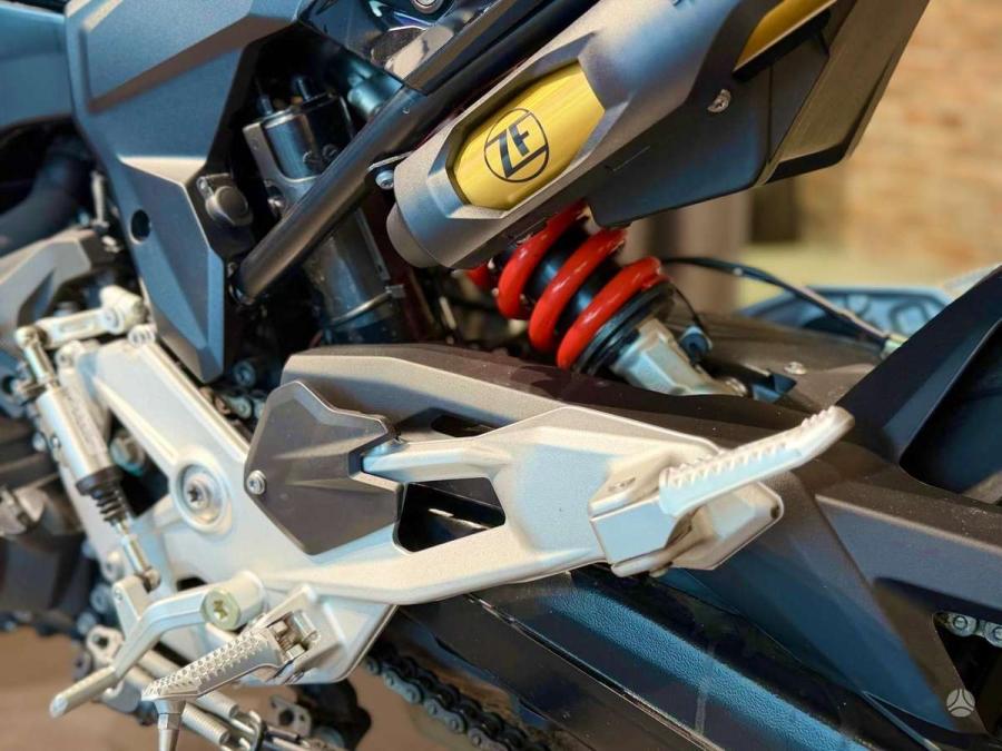 BMW F 900R 2026 Kauņa, ar dzinēja tilpumu 0.90 L un nobraukumu 6 tūkst. km par 9990 €, foto 10 vietnē AUTOMOTO.COM.LV