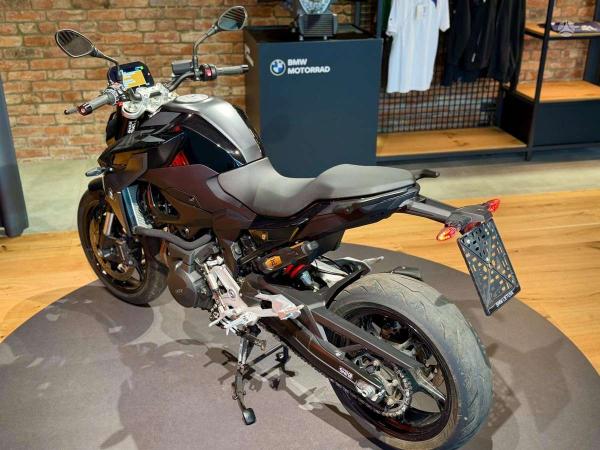 BMW F 900R 2026 in Kaunas, with an engine capacity of 0.90 L and mileage of 6 thousand km for 9990 €, photo 4 on AUTOMOTO.COM.LV