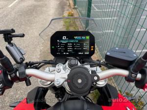 Red BMW F 900R 2024 in Tallinn, with an engine capacity of 0.90 L and mileage of 17 thousand km for 7400 €, photo 7 on AUTOMOTO.COM.LV