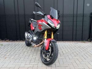 Red BMW F 900XR 2021 in Kaunas, with an engine capacity of 0.90 L and mileage of 30 thousand km for 8500 €, photo 2 on AUTOMOTO.COM.LV