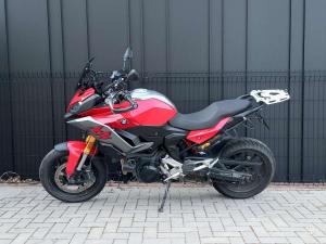 Red BMW F 900XR 2021 in Kaunas, with an engine capacity of 0.90 L and mileage of 30 thousand km for 8500 €, photo 5 on AUTOMOTO.COM.LV