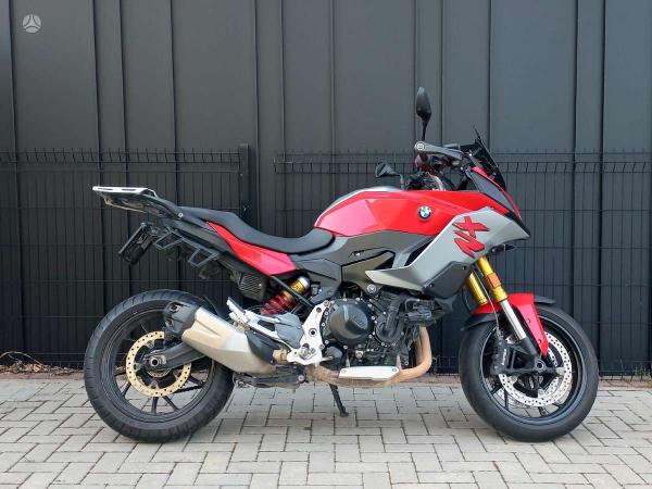 Red BMW F 900XR 2021 in Kaunas, with an engine capacity of 0.90 L and mileage of 30 thousand km for 8500 €, photo 6 on AUTOMOTO.COM.LV