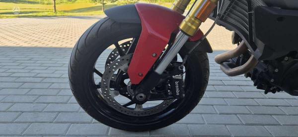 Красный БМВ F 900XR 2022 в Молетай, объемом двигателя 0.90 л и пробегом 3 тыс. км за 8000 €, фото 5 на AUTOMOTO.COM.LV