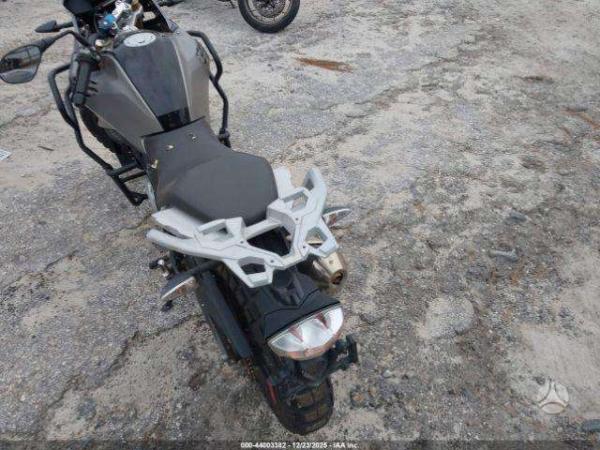 Black BMW G 310GS 2018 in Klaipeda, with an engine capacity of 0.31 L and mileage of 4 thousand km for 1000 €, photo 6 on AUTOMOTO.COM.LV