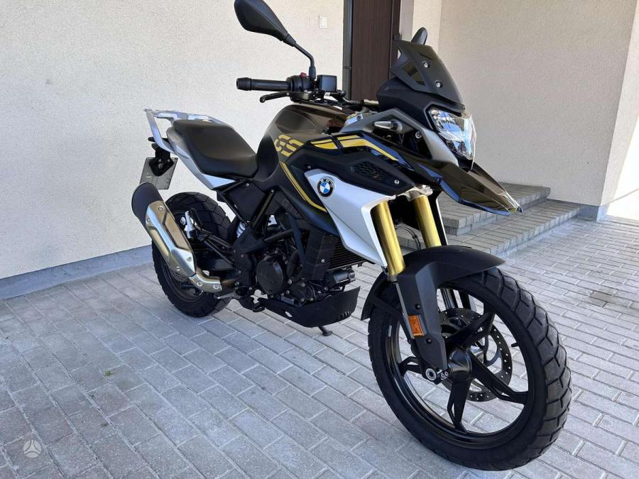 Melns BMW G 310GS 2021 Panevēža, ar dzinēja tilpumu 0.31 L un nobraukumu 20 tūkst. km par 4999 €, foto 5 vietnē AUTOMOTO.COM.LV