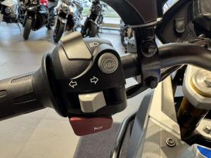 Balts BMW G 310GS 2017 Viļņa, ar dzinēja tilpumu 0.31 L un nobraukumu 7 tūkst. km par 3999 €, foto 11 vietnē AUTOMOTO.COM.LV