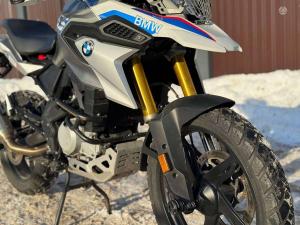 White BMW G 310GS 2019 in Vilnius, with an engine capacity of 0.31 L and mileage of 18 thousand km for 2490 €, photo 8 on AUTOMOTO.COM.LV