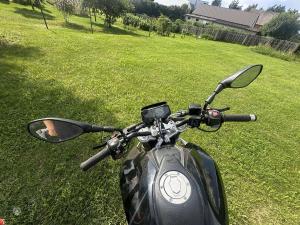 Black BMW G 310R 2017 in Prienai, with an engine capacity of 0.31 L and mileage of 20 thousand km for 3250 €, photo 5 on AUTOMOTO.COM.LV