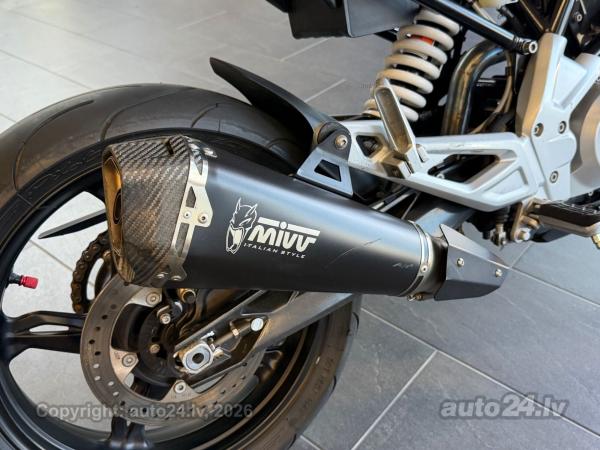 Black BMW G 310R 2020 in Tallinn, with an engine capacity of 0.31 L and mileage of 34 thousand km for 2990 €, photo 5 on AUTOMOTO.COM.LV
