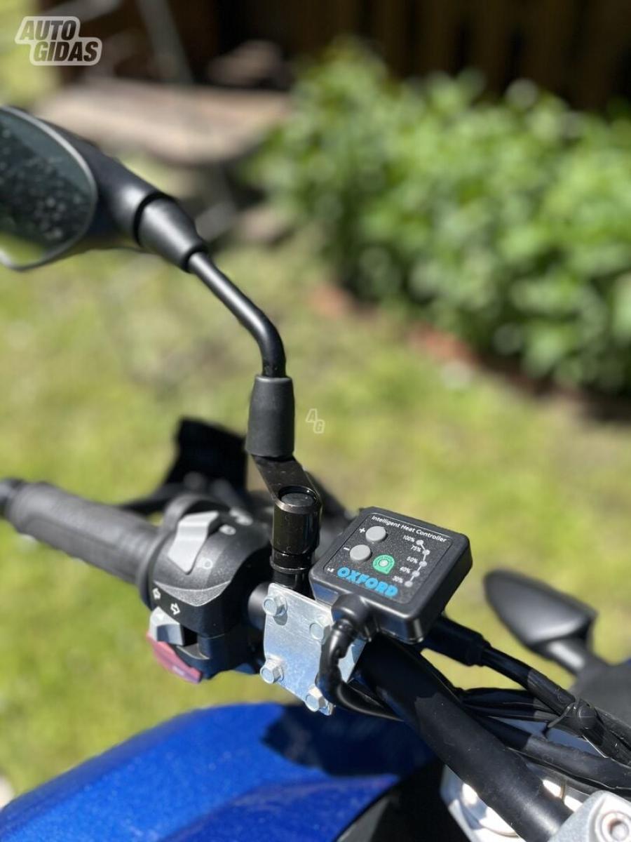 Blue BMW G 310R 2018 in Vilnius, with an engine capacity of 0.31 L and mileage of 11 thousand km for 2700 €, photo 6 on AUTOMOTO.COM.LV