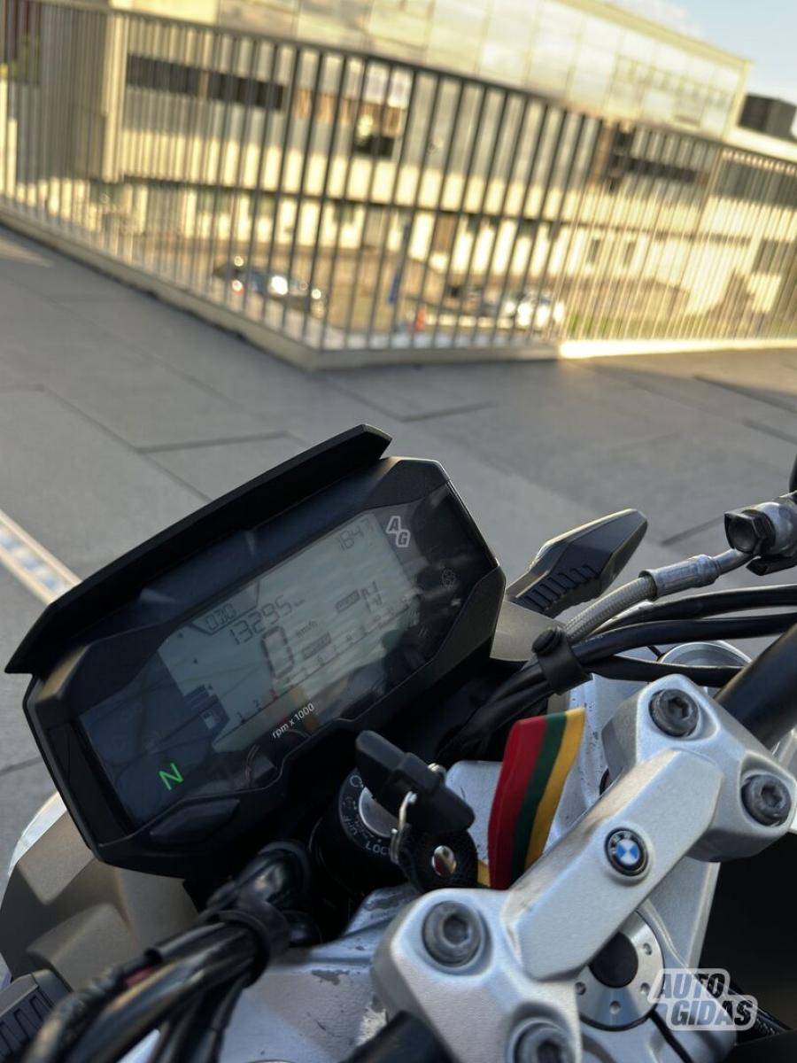 Zils BMW G 310R 2021 Viļņa, ar dzinēja tilpumu 0.31 L un nobraukumu 13 tūkst. km par 3100 €, foto 7 vietnē AUTOMOTO.COM.LV