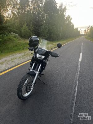 Black BMW G 650GS 2010 in Klaipeda, with an engine capacity of 0.65 L and mileage of 0 thousand km for 2600 €, photo 7 on AUTOMOTO.COM.LV