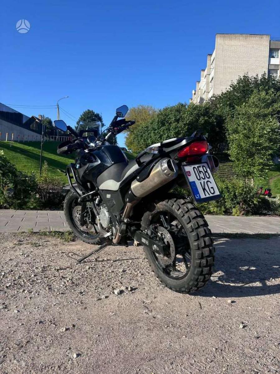 Black BMW G 650GS 2016 in Vilnius, with an engine capacity of 0.65 L and mileage of 37 thousand km for 4000 €, photo 5 on AUTOMOTO.COM.LV
