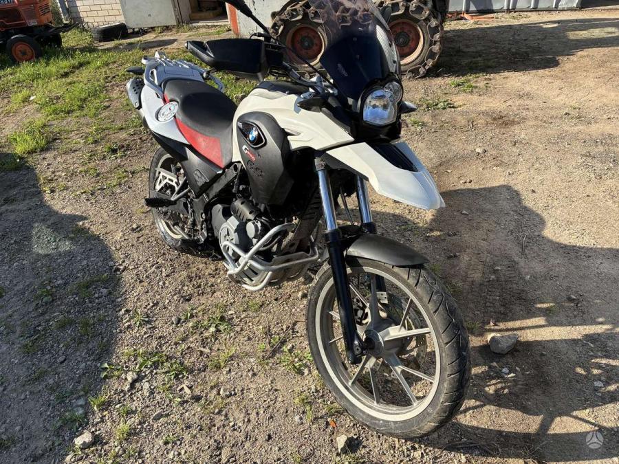 BMW G 650GS 2013 in Panevezys, with an engine capacity of 0.65 L and mileage of 21 thousand km for 3500 €, photo 4 on AUTOMOTO.COM.LV