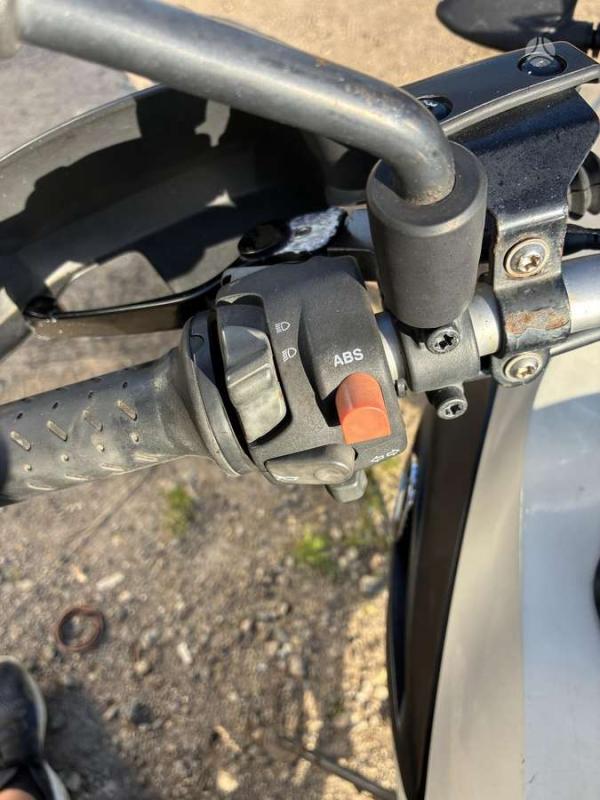 BMW G 650GS 2013 in Panevezys, with an engine capacity of 0.65 L and mileage of 21 thousand km for 3500 €, photo 8 on AUTOMOTO.COM.LV