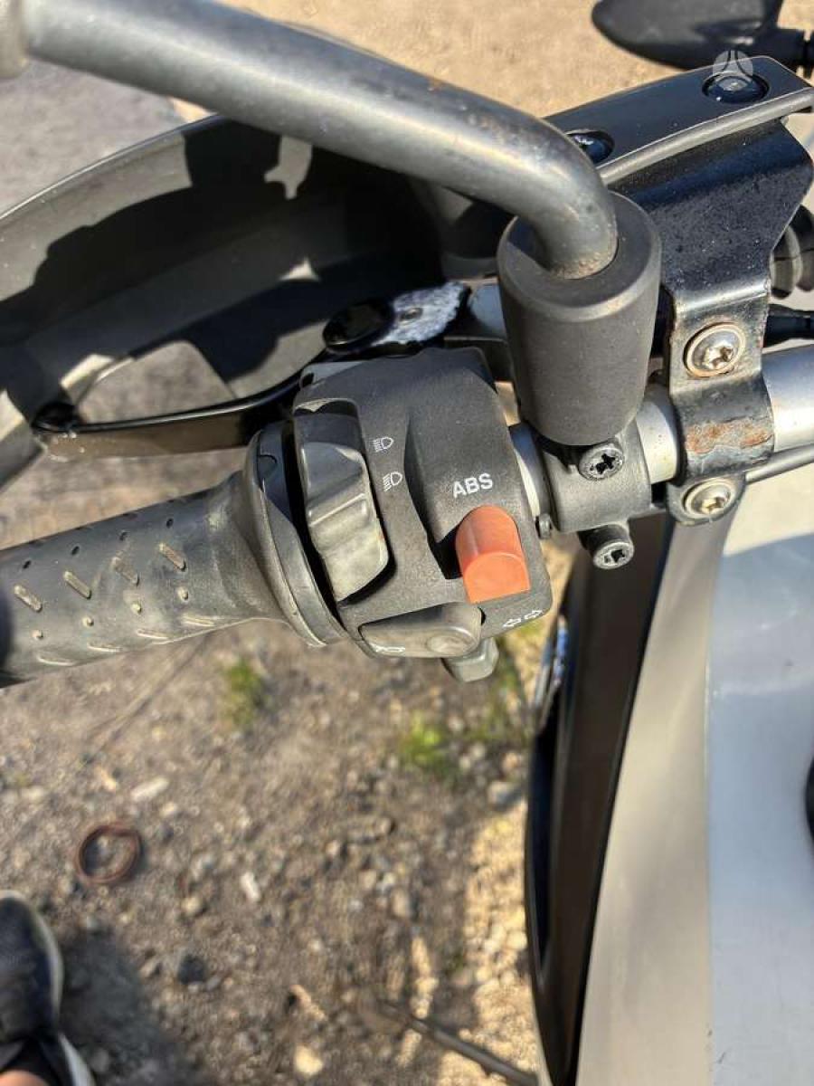 BMW G 650GS 2013 in Panevezys, with an engine capacity of 0.65 L and mileage of 21 thousand km for 3500 €, photo 9 on AUTOMOTO.COM.LV