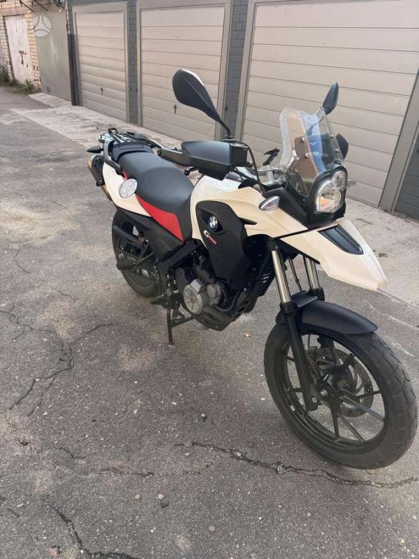 BMW G 650GS 2015 in Kaunas, with an engine capacity of 0.65 L and mileage of 12 thousand km for 3400 €, photo 3 on AUTOMOTO.COM.LV
